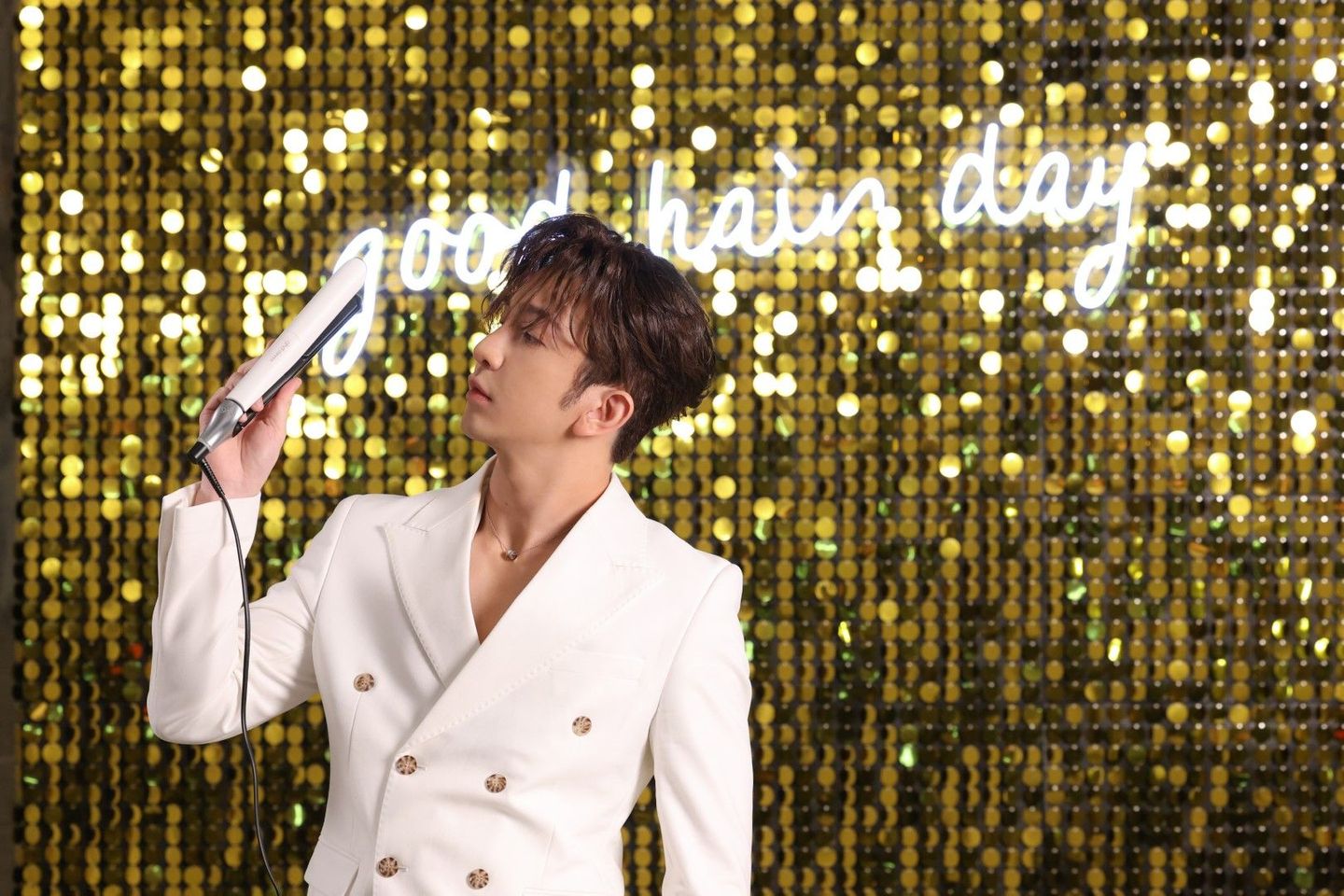 ghd Chronos 高清亮澤造型夾 x Anson Lo